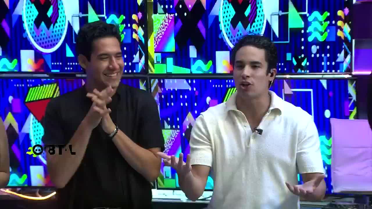 Cuestionan el misterioso viaje de Emilio Garza