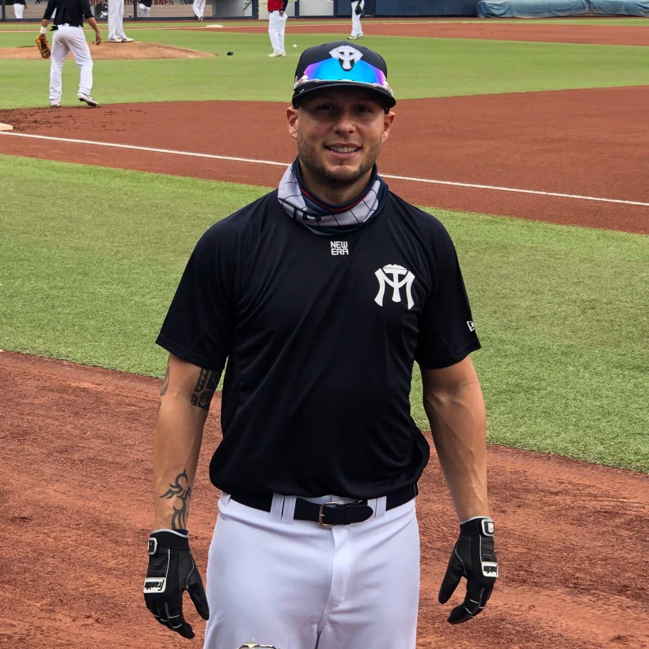 “Debuta” Danny Ortiz