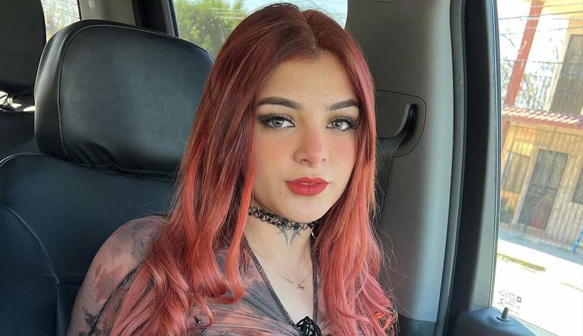 Karely Ruiz celebra que llegó a 8 millones de seguidores con sensuales ...