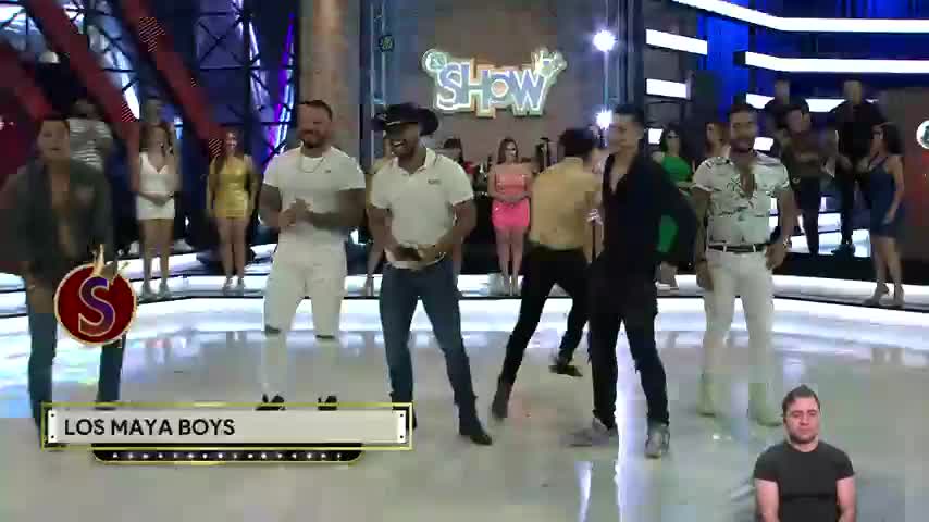 'Potro' recluta a los 'Milqui' los nuevos galanes de 'Es Show'